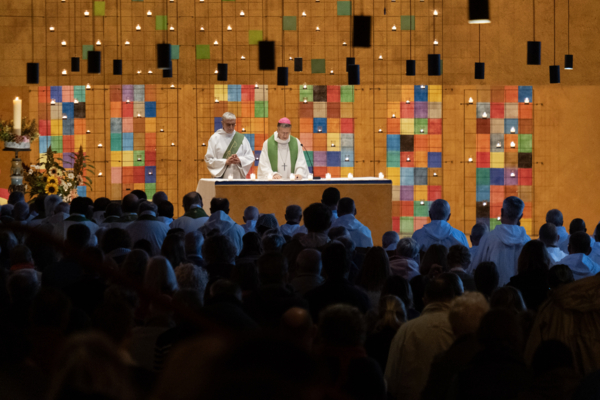 Bearers of hope: Gathering of the Diocese of Autun in Taizé – Taizé